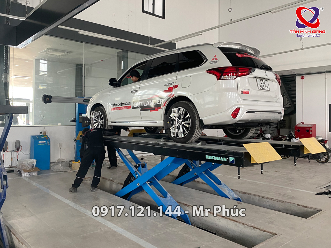Thiết bị kiểm tra góc đặt bánh xe Hofmann Geoliner 630